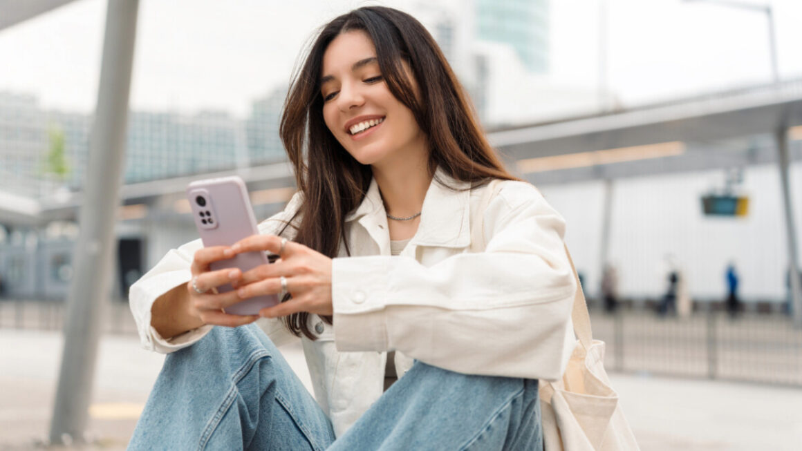 The Ultimate Instagram Story Viewer: AnonyIG's Anonymous Browsing ...