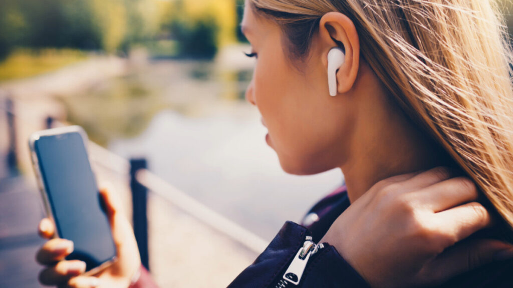 Selling Feet Pics On A Budget: Tools And Strategies To Start For Less ...