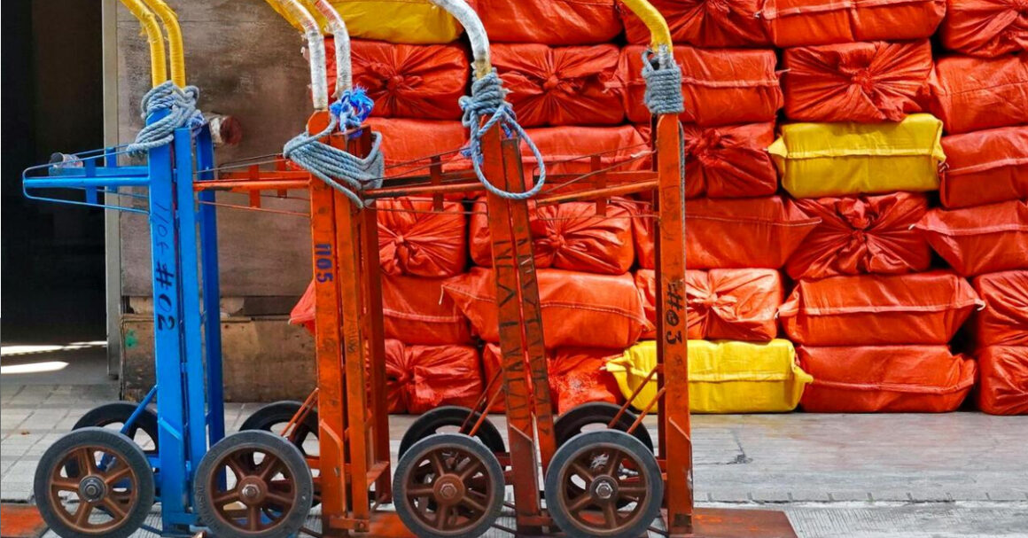 Benchmarking Top Cylinder Trolleys: Key Metrics Every Buyer Needs ...